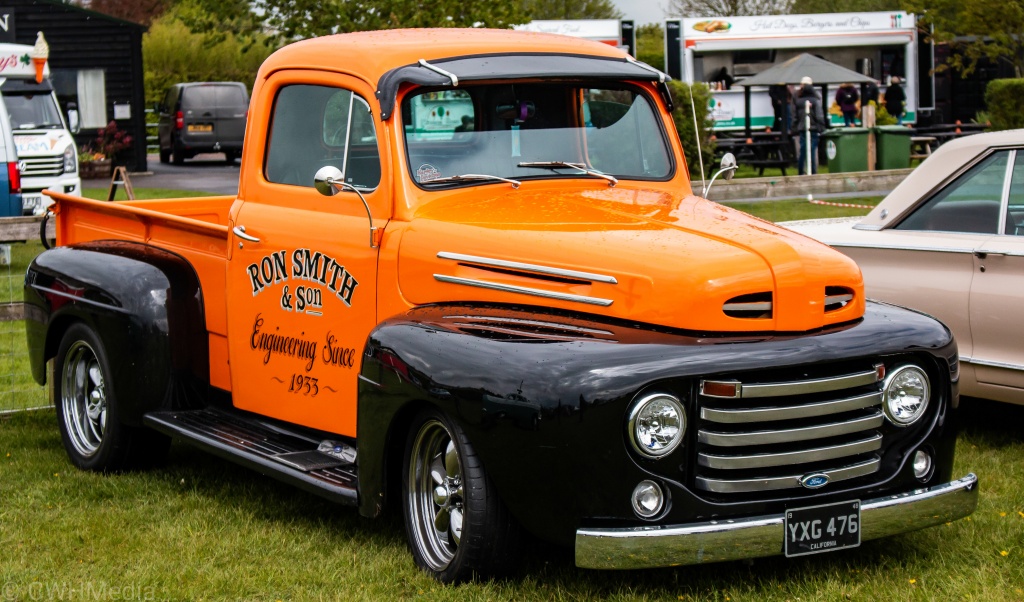 custom car show suffolk - Stonham Barns