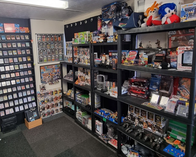 GG Trading Cards & Collectibles - Stonham Barns