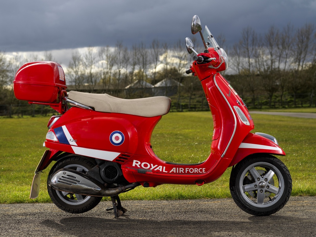RAF Red Arrows Scooter takes Pride of Place at Stonham Barns Park ...